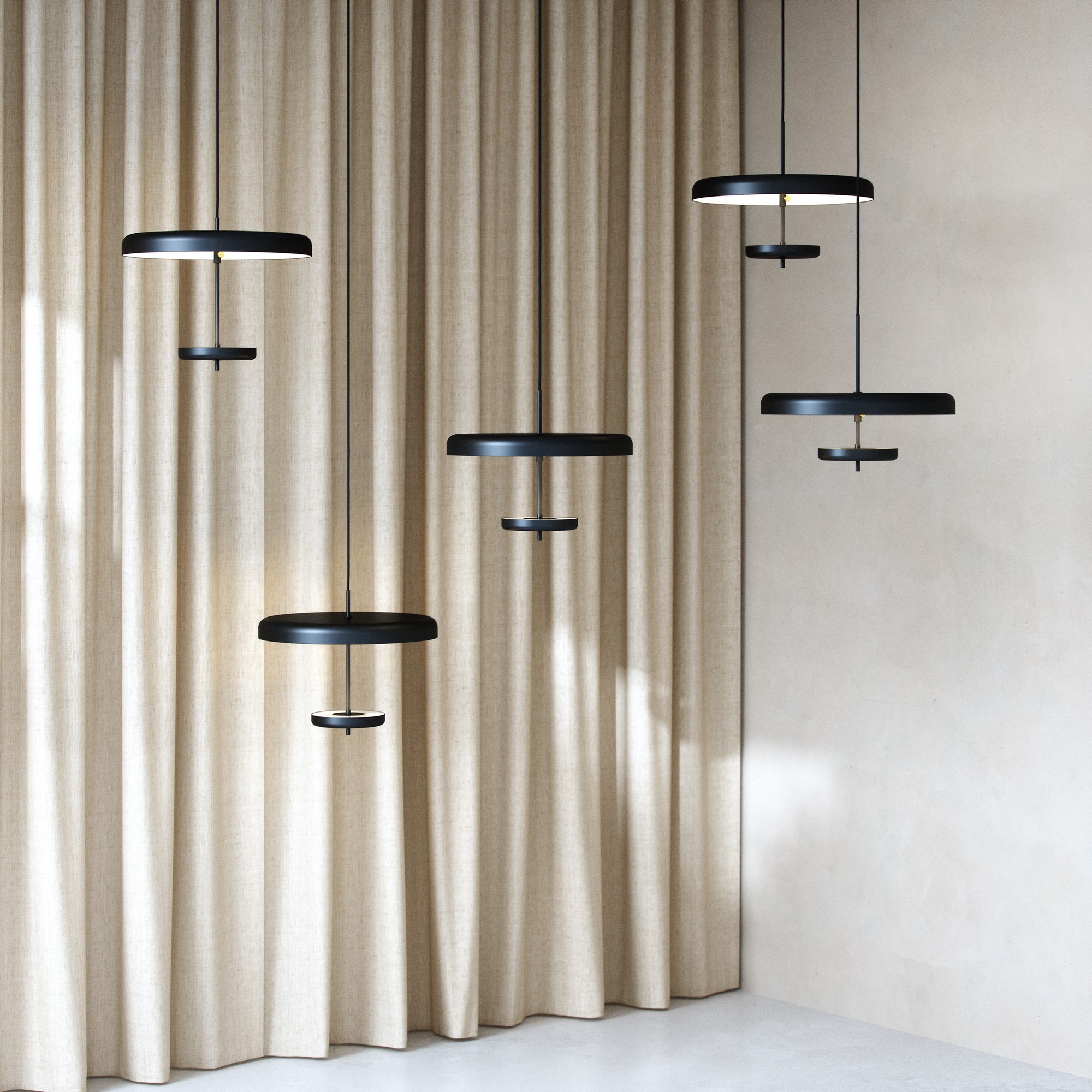 Mobile | Pendant | Black